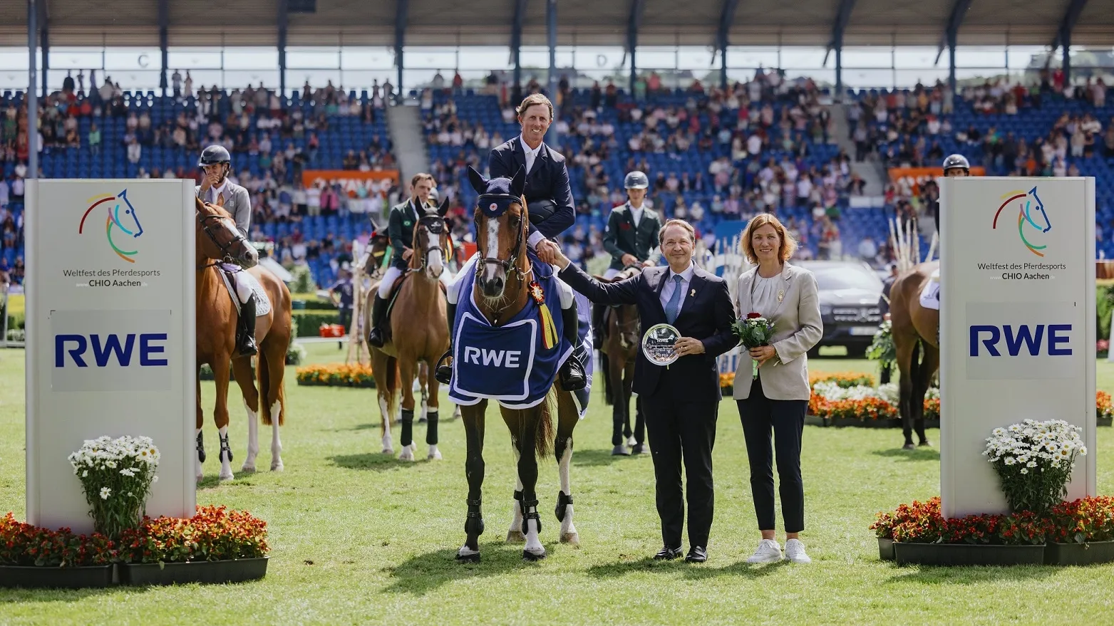 Ben Maher houdt La Perla vd Heffinck van de overwinning