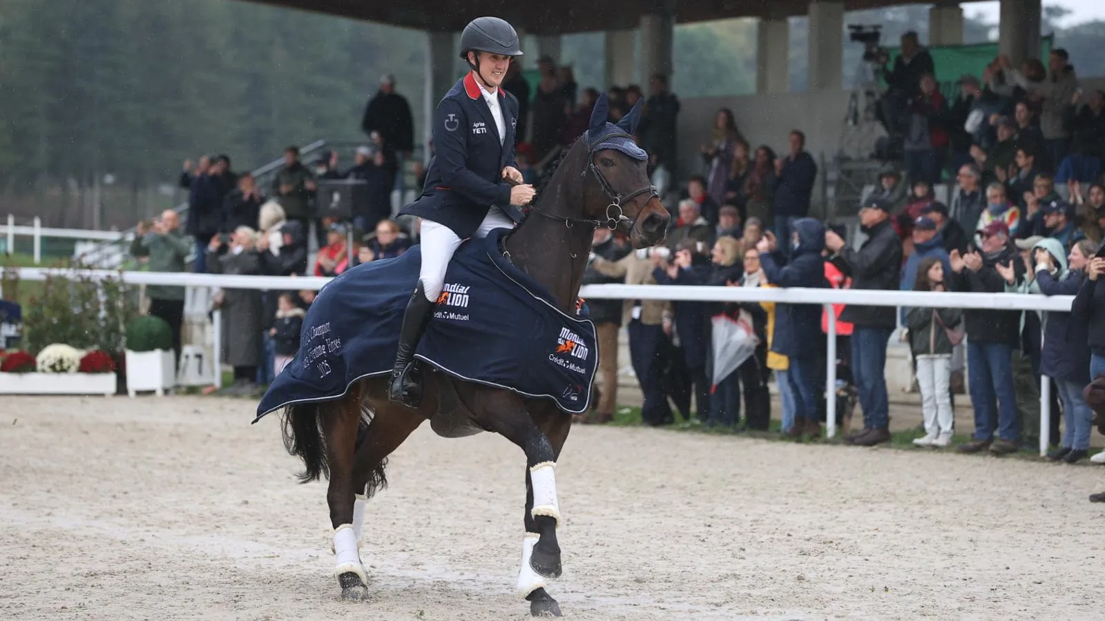 Tom McEwen mène Brookfield Danny de Muze jusqu’au sacre au Lion-d’Angers