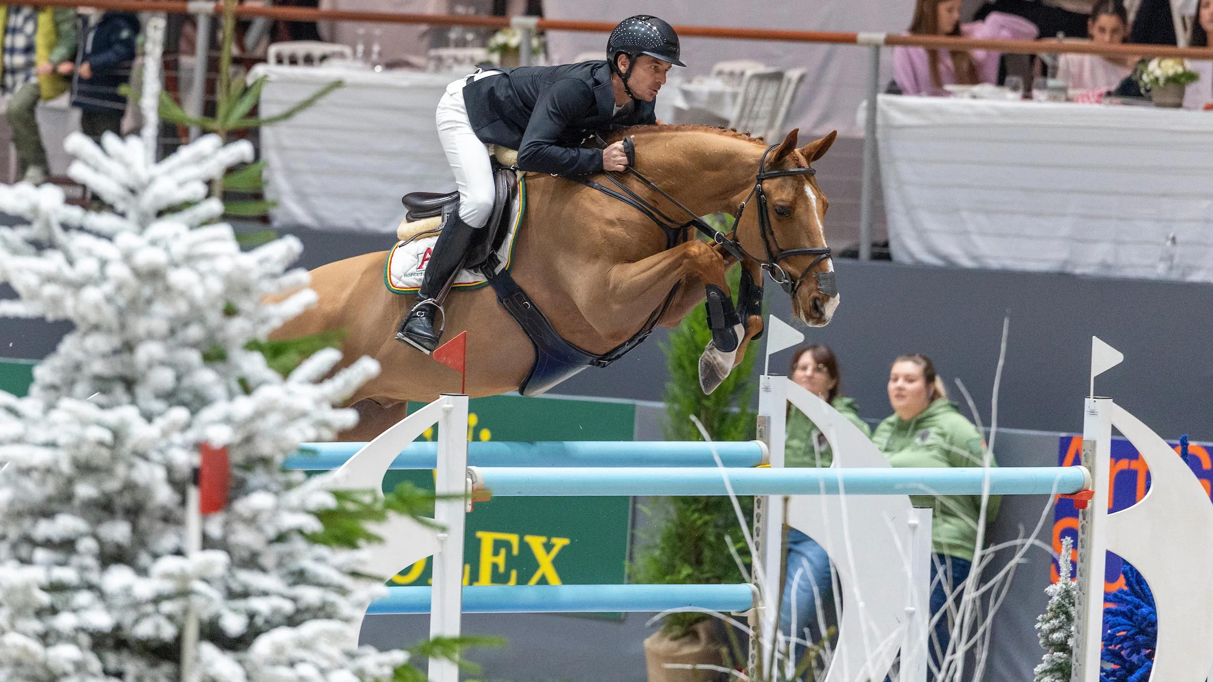 Steve Guerdat en sBs'er Iashin Sitte zegevieren in Geneve