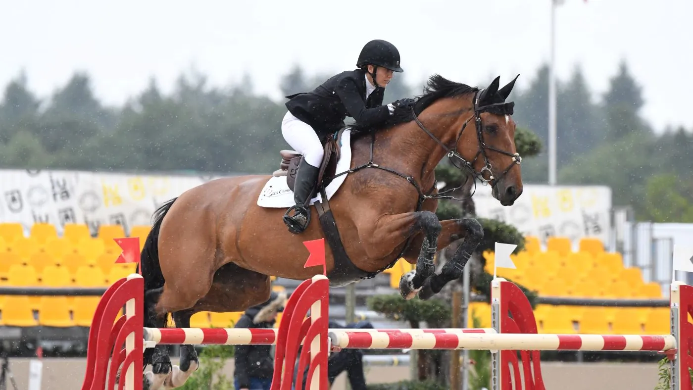 Adeline Lemens et Austin des Cèdres font résonner la Marseillaise à ...