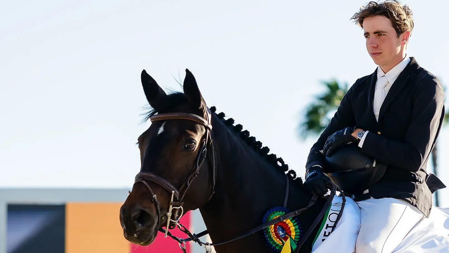 Louis Lambrecht wint de GP-kwalificatie in Oliva