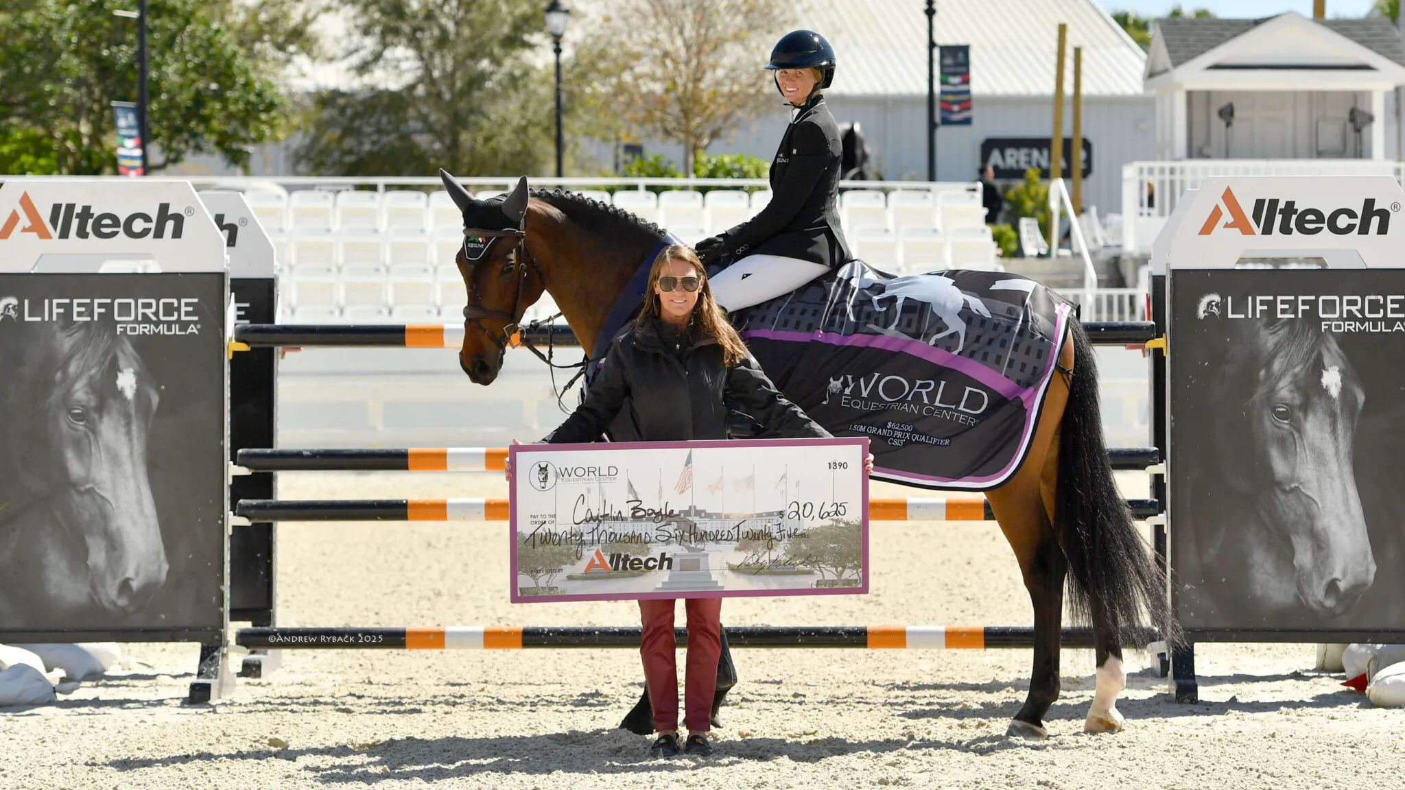 Prianti Van Het Mikkenhof springt naar de overwinning in Ocala