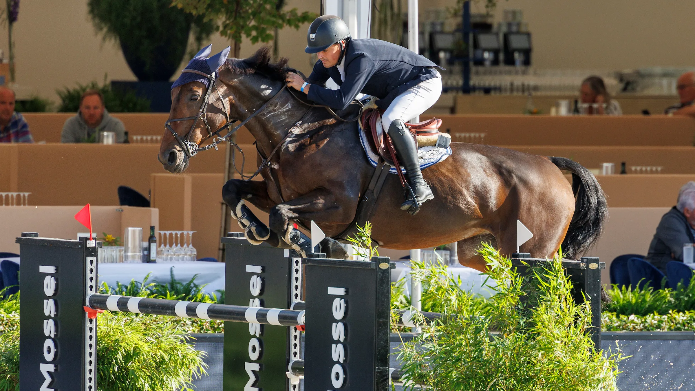 Brecht Goossens wint het hoofdnummer in het Sentower Park